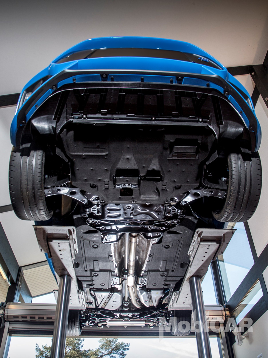 Купить аэрозольную мастику антикоррозийную MobiCAR 650 мл